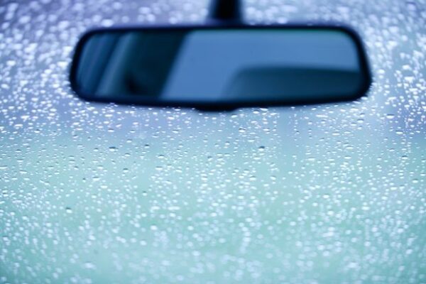 Windshield Humidity Sensors: A complete guide by GlassFixit