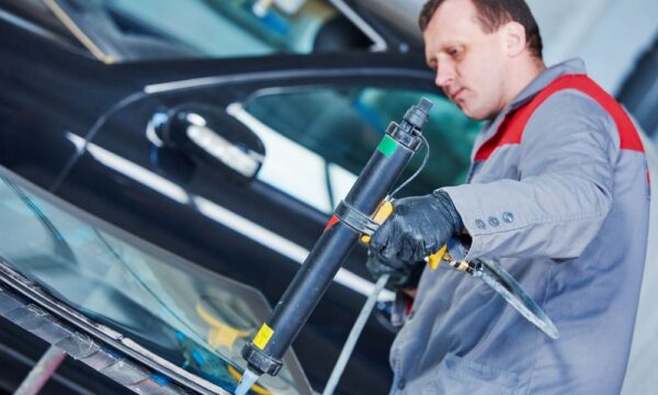 How Is Windshield Glass Designed For Safety? | GlassFixit