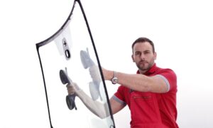 Exploring the Parts of a Windshield: Guide by GlassFixit